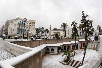 Une première depuis 2005 sur la capitale,Alger se pare d'un burnous ...
