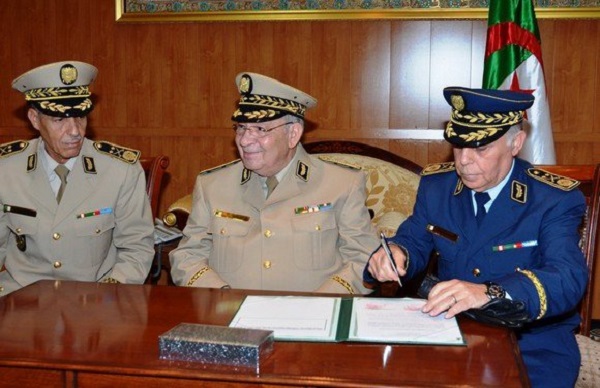 Installation du général-major Abdelhamid Ghriss dans les fonctions de ...