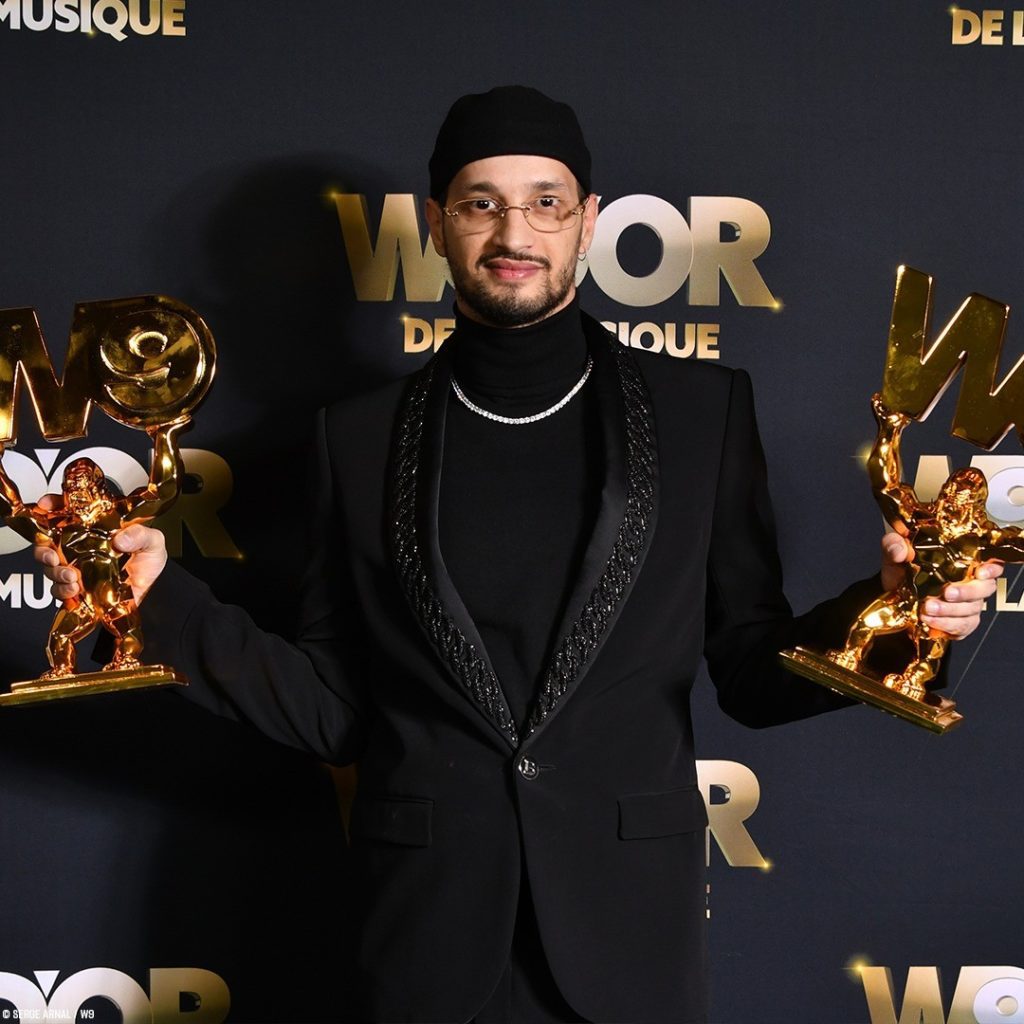 Soolking raconte sa vie de harrag et rappelle la beauté de l'Algérie ...