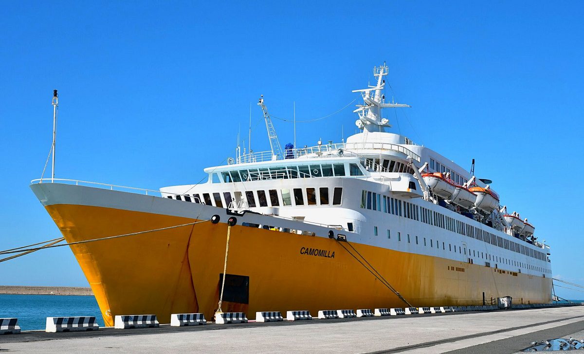 Affrètement du navire italien Camomilla : Algérie Ferries fait une ...