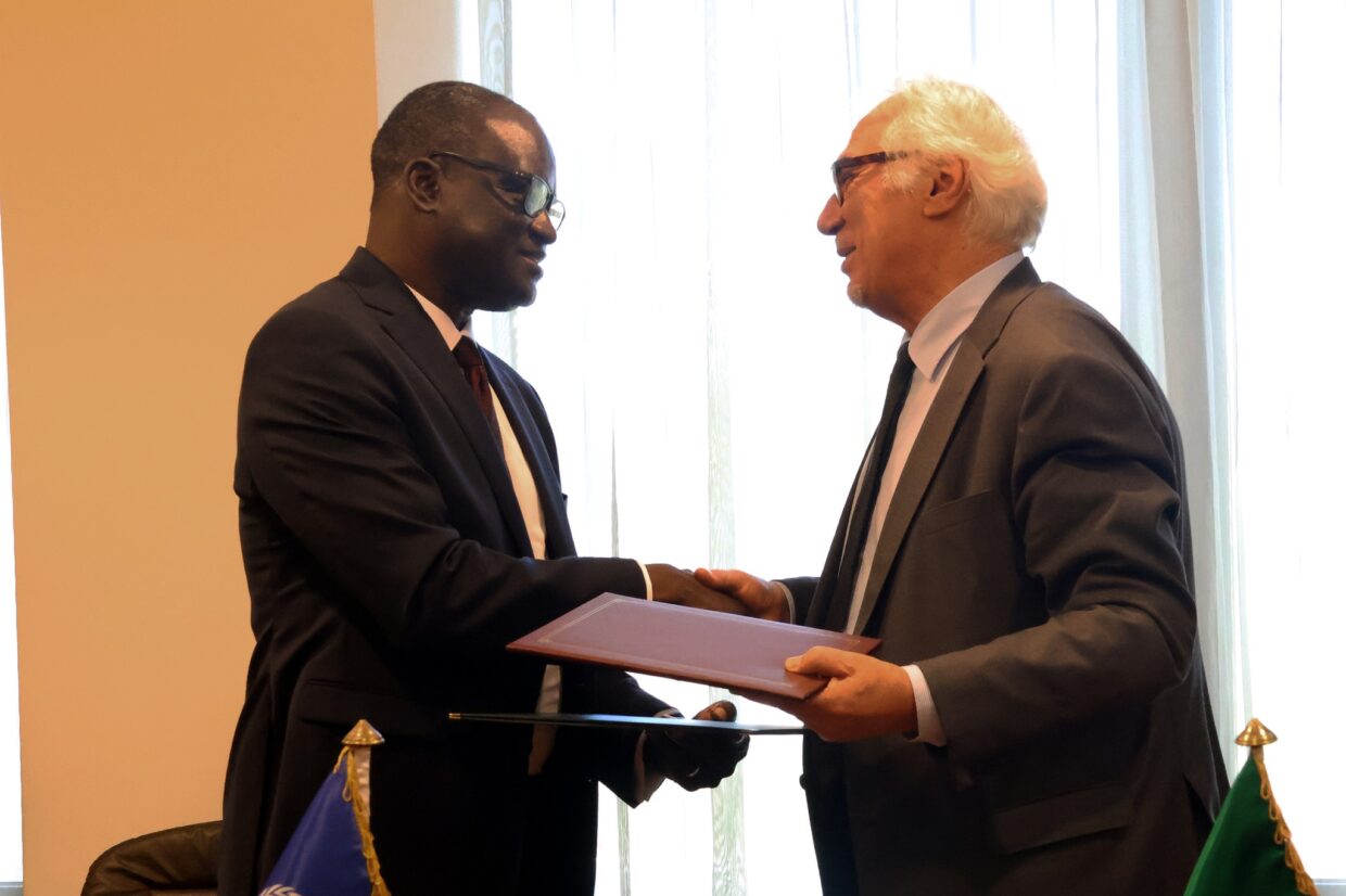 Sécurité sanitaire : l'Algérie signe un accord stratégique avec l'OMS ...