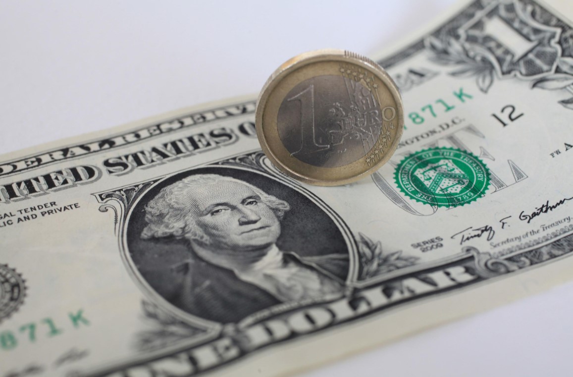Quels sont les cours de change des devises en Banque et au marché ...