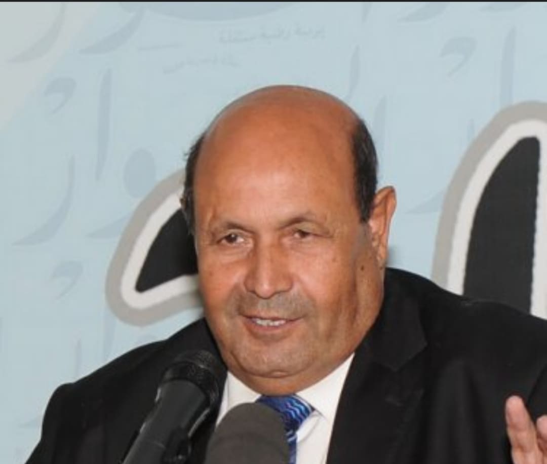 Plainte de la famille Ben Bella : le journaliste Saâd Bouakba placé en détention provisoire ...