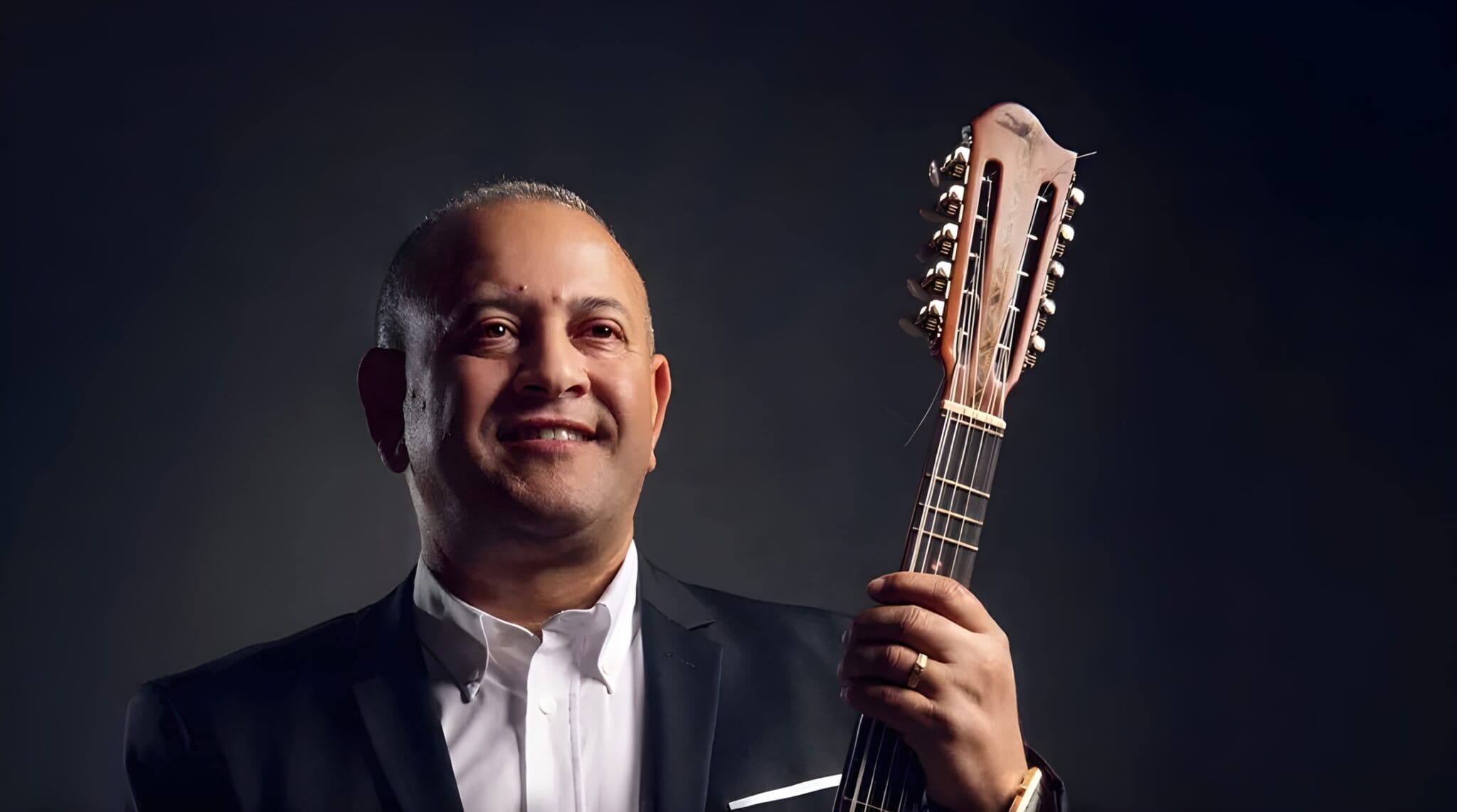Rabah Asma s’oppose au MAK en plein concert en France : “Personne ne ...